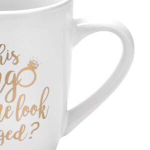 Maustic Engagement Gift Does This Ring Make Me Look Engaged Coffee Mug Funny Mug Novelty Coffee Mug Gift for Women Men Engagement Anniversary Birthday Christmas