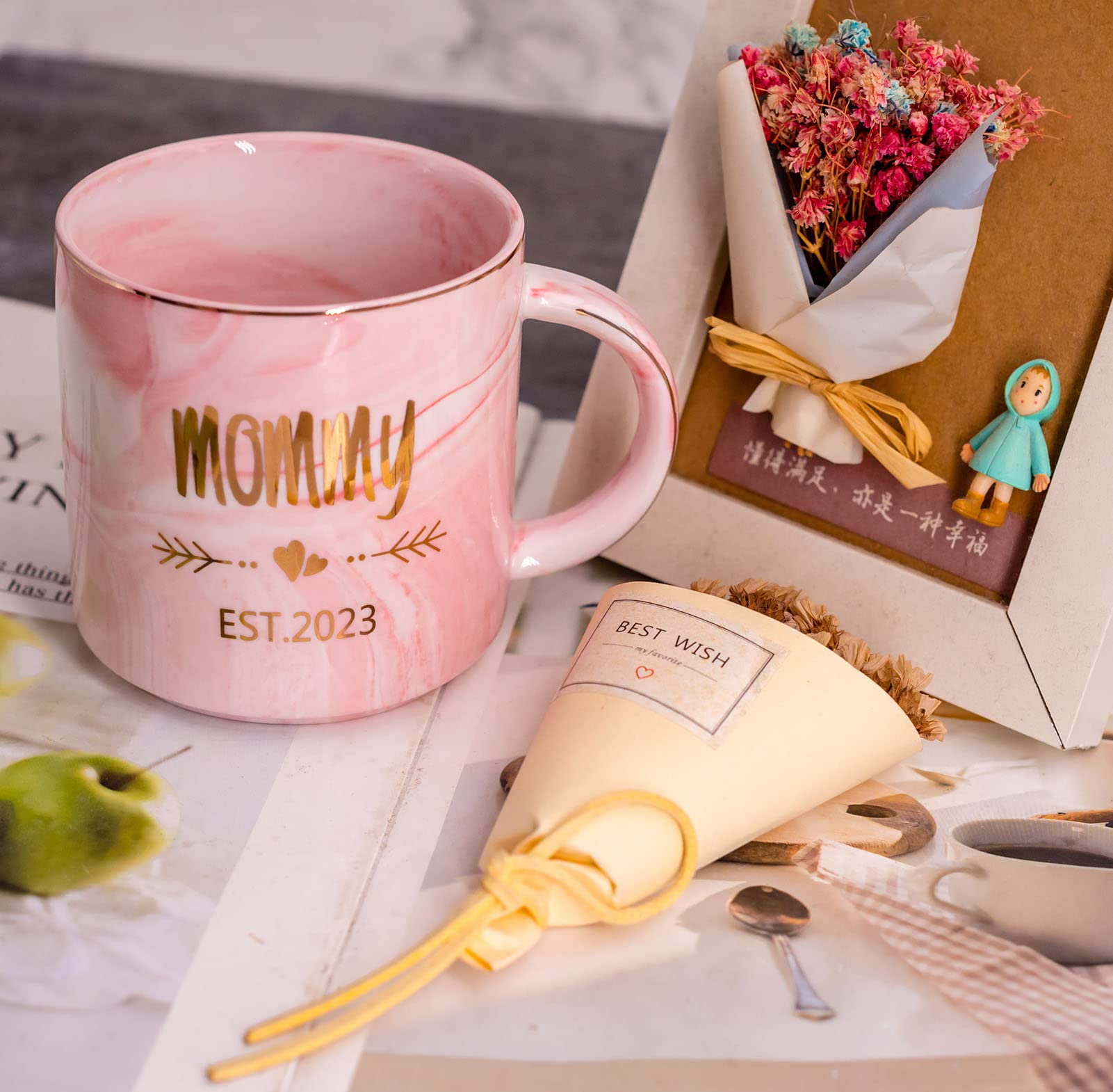 Mugpie New Mom Gifts Mug - Mom To Be/First Time New Mom Gifts for Women - Mommy Est 2023 Coffee Cup -Best Birthday Mothers Day Baby Shower Christmas Gifts for Mom Mother from Daughter Sister Friends