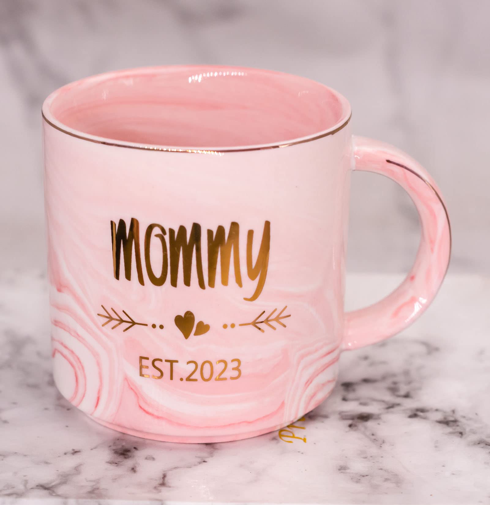 Mugpie New Mom Gifts Mug - Mom To Be/First Time New Mom Gifts for Women - Mommy Est 2023 Coffee Cup -Best Birthday Mothers Day Baby Shower Christmas Gifts for Mom Mother from Daughter Sister Friends