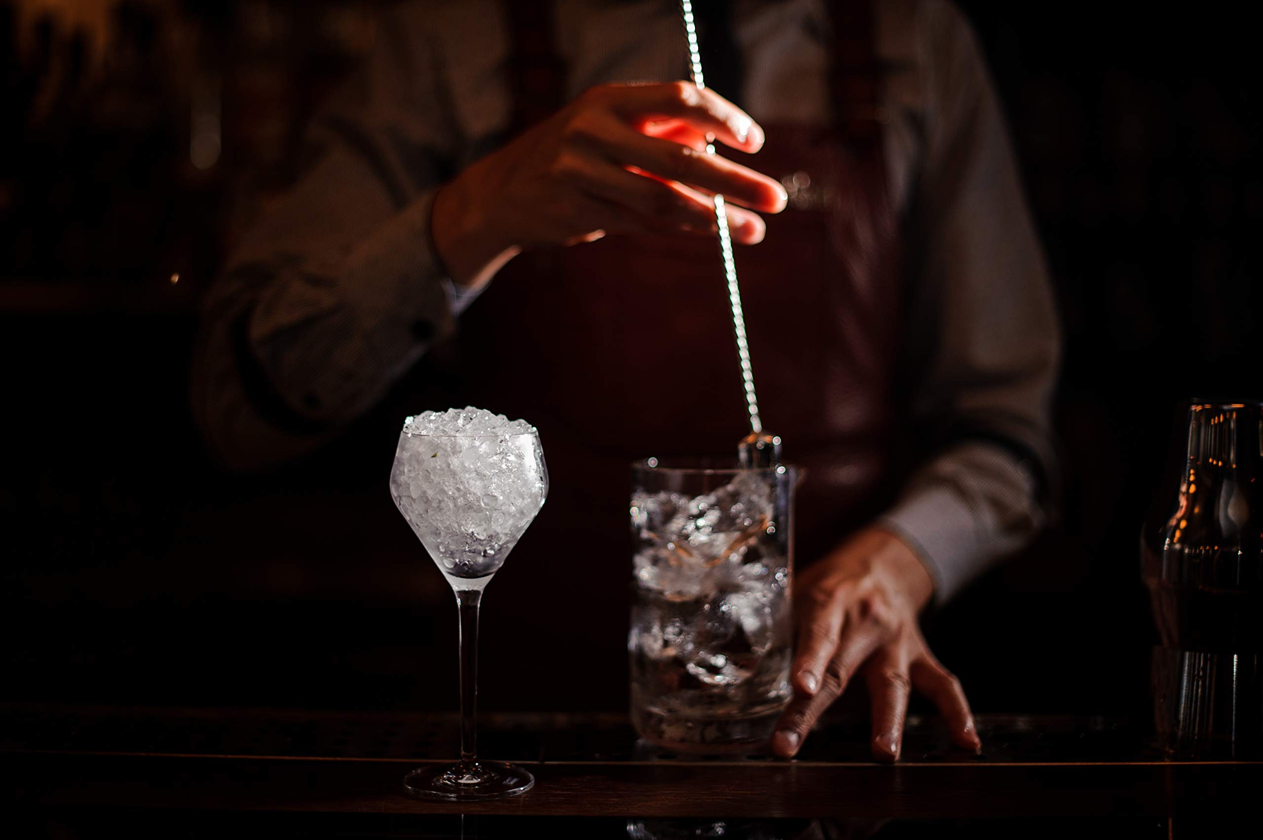 Cocktail Mixing Glass with Seamless and Handblown Construction - Old Fashioned Bar Mixer Glass - Plain Design