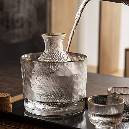 BOLLAER Sake Pot Set, Japanese Cold Sake Glasses, Clear Unique Trendy Floating Design, 1 Sake Carafe Bottle 1 Sake Tank and 4 Saki Cups for Cold/Warm/Hot Sake, Birthday Housewarming Gift Set