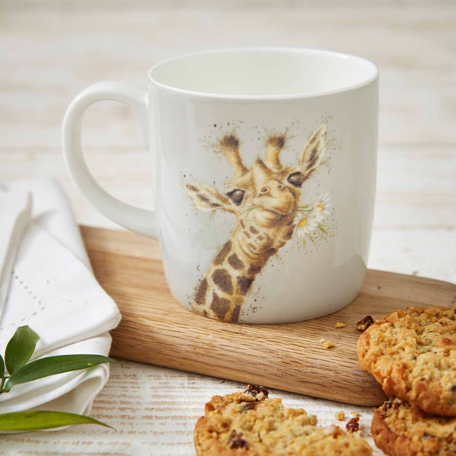 Royal Worcester Wrendale Designs Lofty Mug | 14 Ounce Large Coffee Mug with Giraffe Design | Made from Fine Bone China | Microwave and Dishwasher Safe