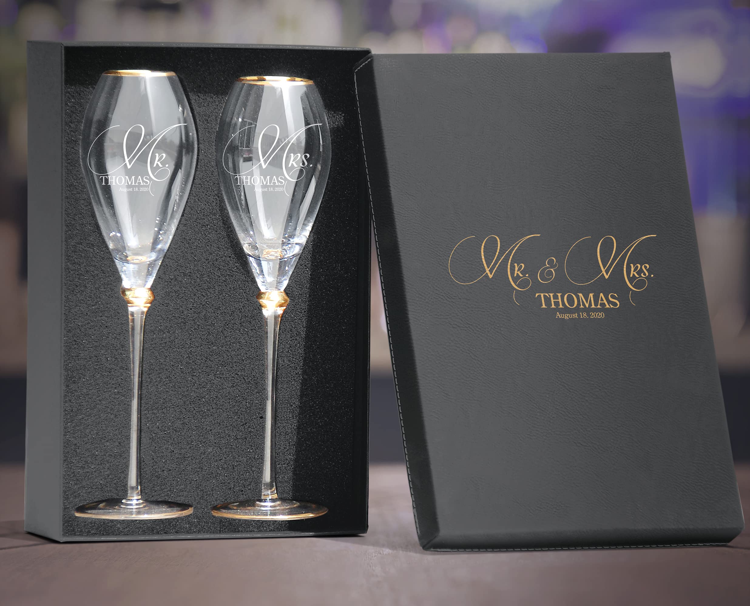 Krezy Case Set of 2 Personalized Wedding Engraved Champagne Flutes- Mr and Mrs Design - For Weddings,Parties and Anniversary