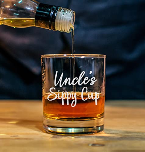 CARVELITA Uncle's Sippy Cup - Uncle Whiskey Glass - 11oz Engraved Old Fashioned Bourbon Rocks Glass For Uncle Birthday Gifts - Best Uncle Gifts - Funny Uncle Gifts - Gifts For Uncle From Nephew, Niece