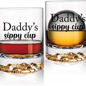 Daddy's Sippy Cup Whiskey Scotch Glass 10oz, Unique Gag Gifts for New Dad, Funny Birthday Retirement Father ‘s Day Christmas Gift for New Dads Father Husband Papa from Daughter Son Kids