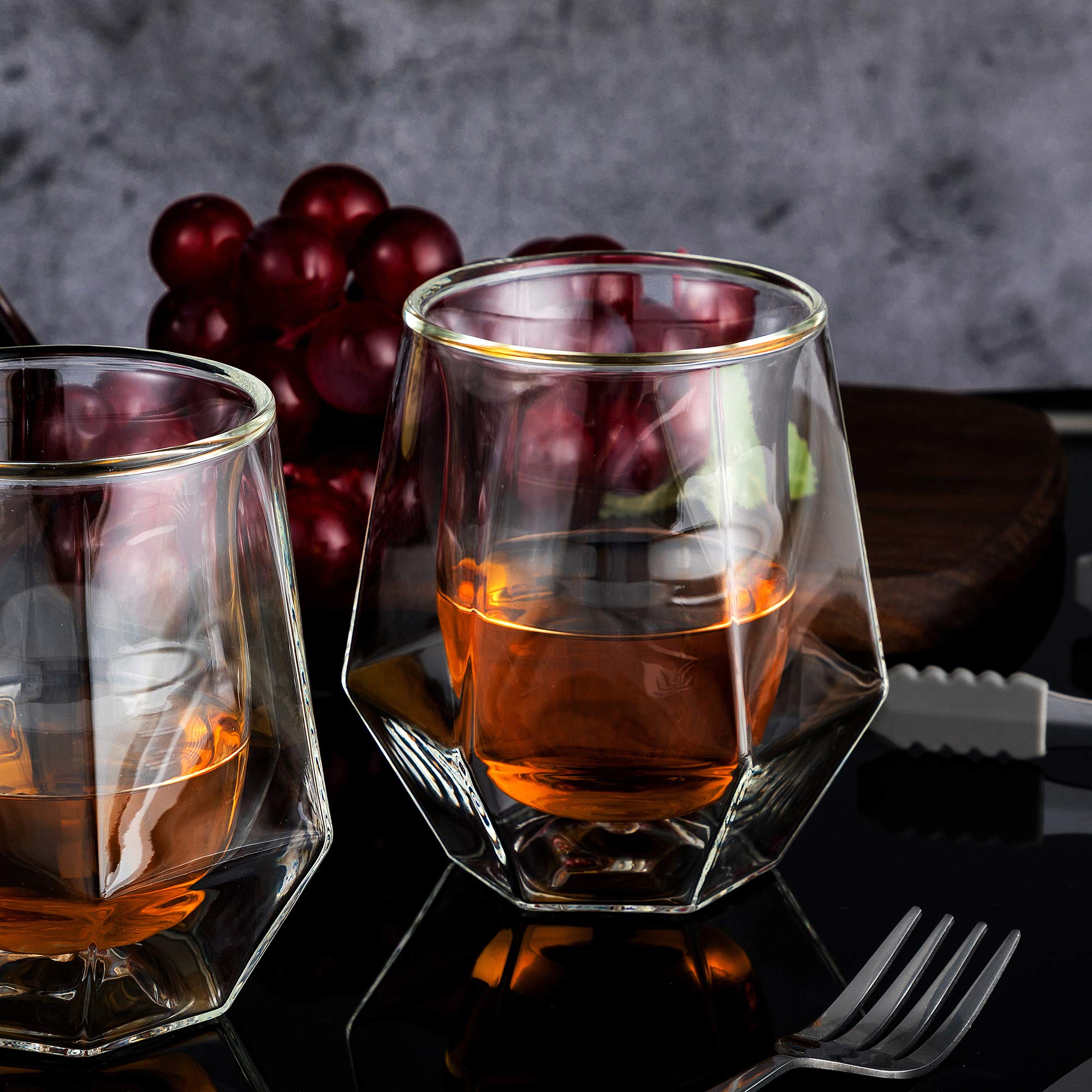 YouYah Whiskey Glasses Set of 2 - Double Walled Crystal Whisky Glasses with 4 Stainless Steel Ice Cubes & Tong,Rocks Glass,Gifts for Men,Lowball Bar Glass for Brandy,Cocktail,Vodka,Bourbon(6.7oz)