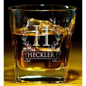 Custom Whiskey Monogram Wreathe Bourbon Rock Glasses Engraved Scotch Glass for Dad Birthday Fathers Day Gift Groomsmen Husband Wedding Gifts for Her