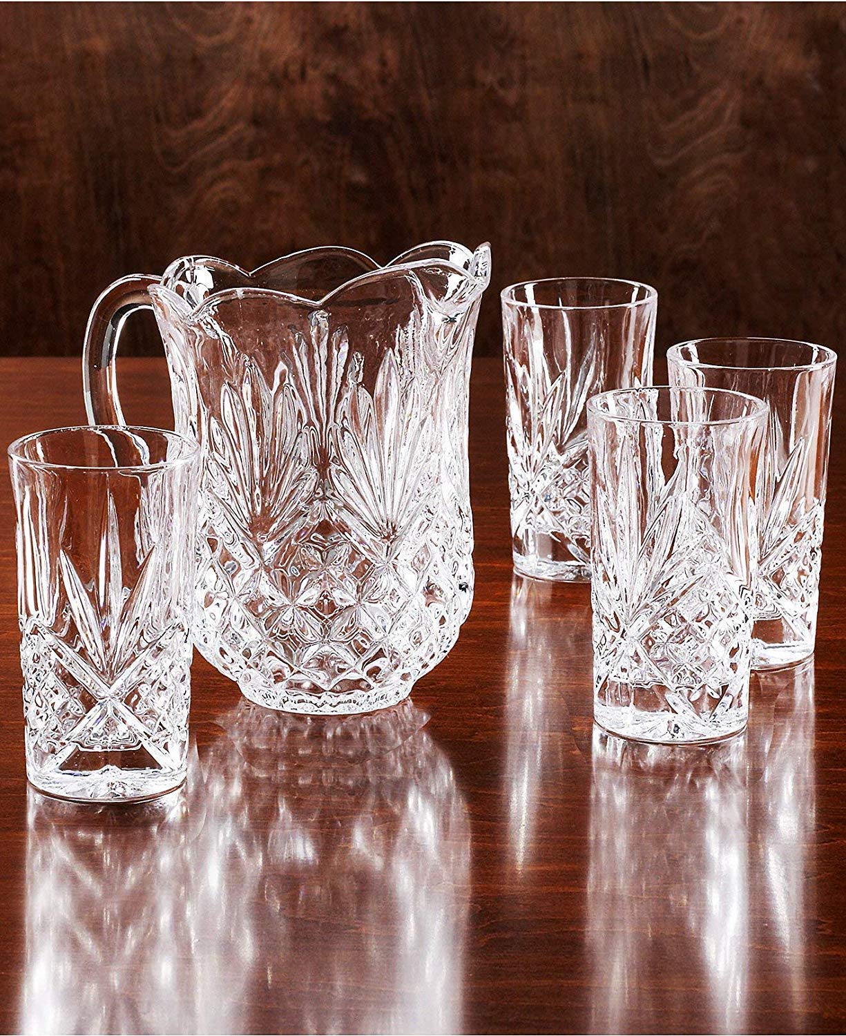 Elegant Crystal Pitcher Drinkware Set with 4 Crystal highball Tumblers, Beautiful Jug with handle and Spout for Chilled Beverage Homemade Juice, Iced Tea or Water