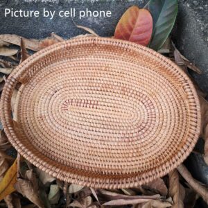 Large Handmade Oval Basket, Wicker Fruit Bowls, Rattan Serving Tray with Handles, Coffee Table Décor for Bread, Snack, Vegetable, Odds and Ends, L, 15.2 Inch