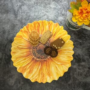 UPware Shape Platter Melamine Serving Platter BPA Free Food Platter 12 Inch Summer Flower Yellow Sunflower Shaped Platter (12" Sunflower)