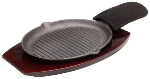 Mr. Bar-B-Q 06108Y Cast-Iron Ribbed Fajita Platter Set