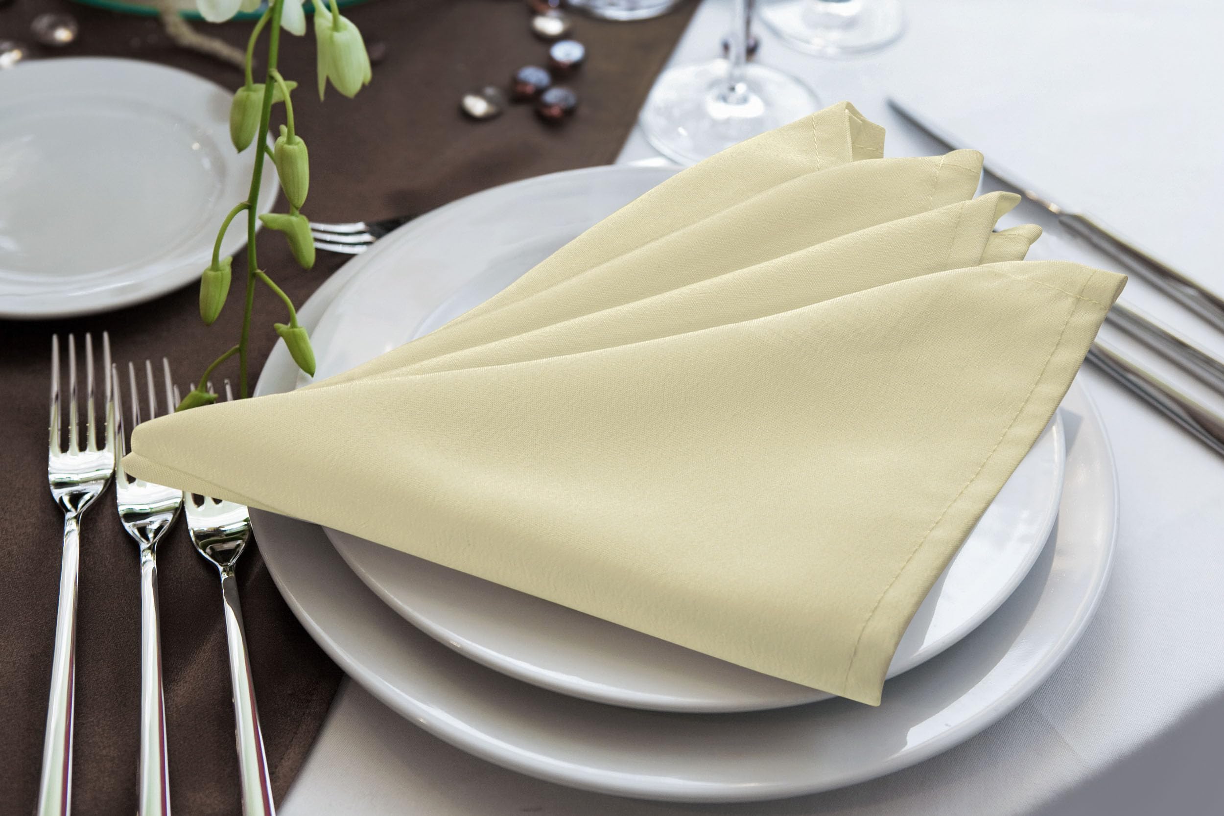 Utopia Home [24 Pack, Ivory] Cloth Napkins 17x17 Inches, 100% Polyester Dinner Napkins with Hemmed Edges, Washable Napkins Ideal for Parties, Weddings and Dinners