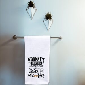 POFULL Granny's Kitchen Towel Granny's Kitchen Never Runs Out of Kisses and Cookies Dish Towel (Granny Towel)