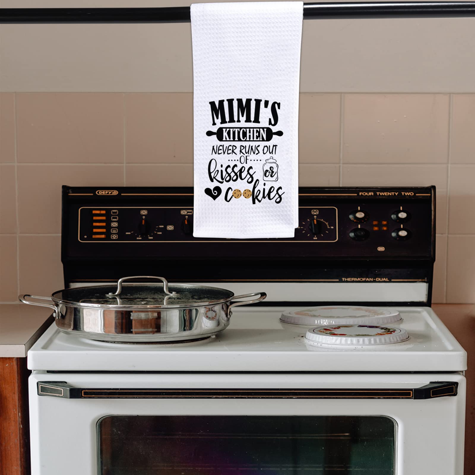 POFULL Mimi Gift Mimi Appreciation Gift for Mimi Kitchen Never Runs Out of Kisses and Cookies Dish Towel (Mimi Towel)