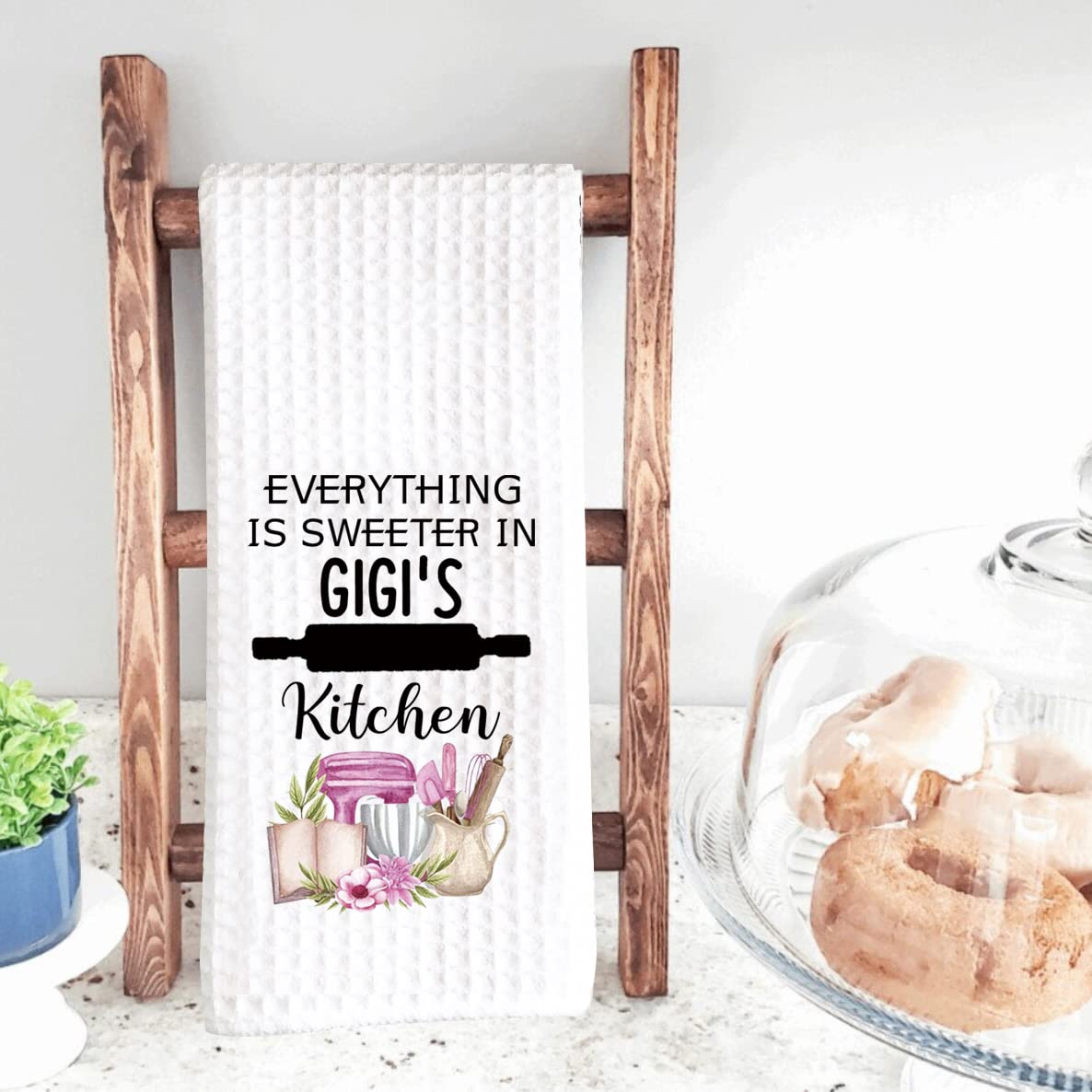 TSOTMO Gigi Gift Gigi Everything is Sweeter in Gigi’s Kitchen Grandma Kitchen Towel Dish Towel (Sweeter Gigi)