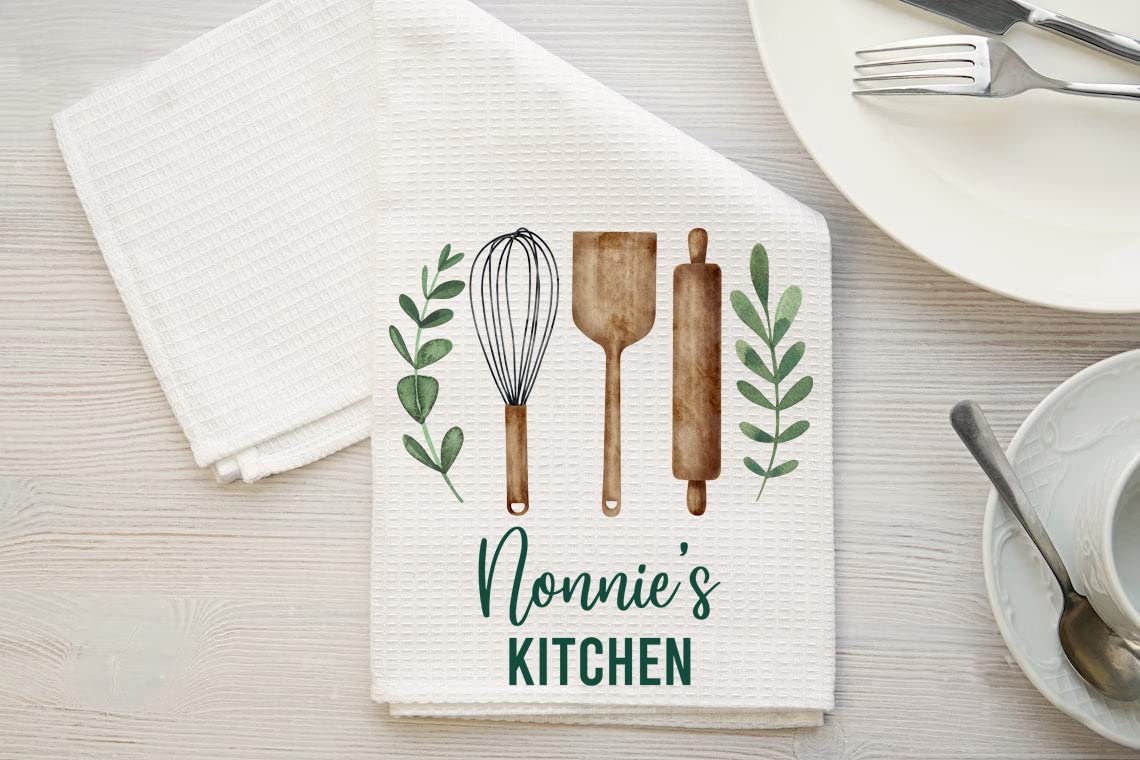 DiandDesignGift Nonnie's Kitchen Towel - Tea Towel Kitchen Decor - Nonnie's Kitchen Soft and Absorbent Kitchen Tea Towel - Decorations House Towel - Kitchen Dish Towel Nonnie's Birthday Gift