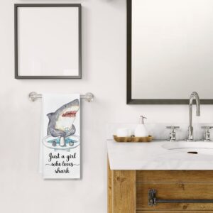 GICHUGI Just A Girl Who Loves Shark Kitchen Towels and Dishcloths,Funny Shark Taking Bath Decorative Dish Towels Hand Towels Tea Towels, Ocean Animal Decor for Shark Lovers,Gift for Girls Women