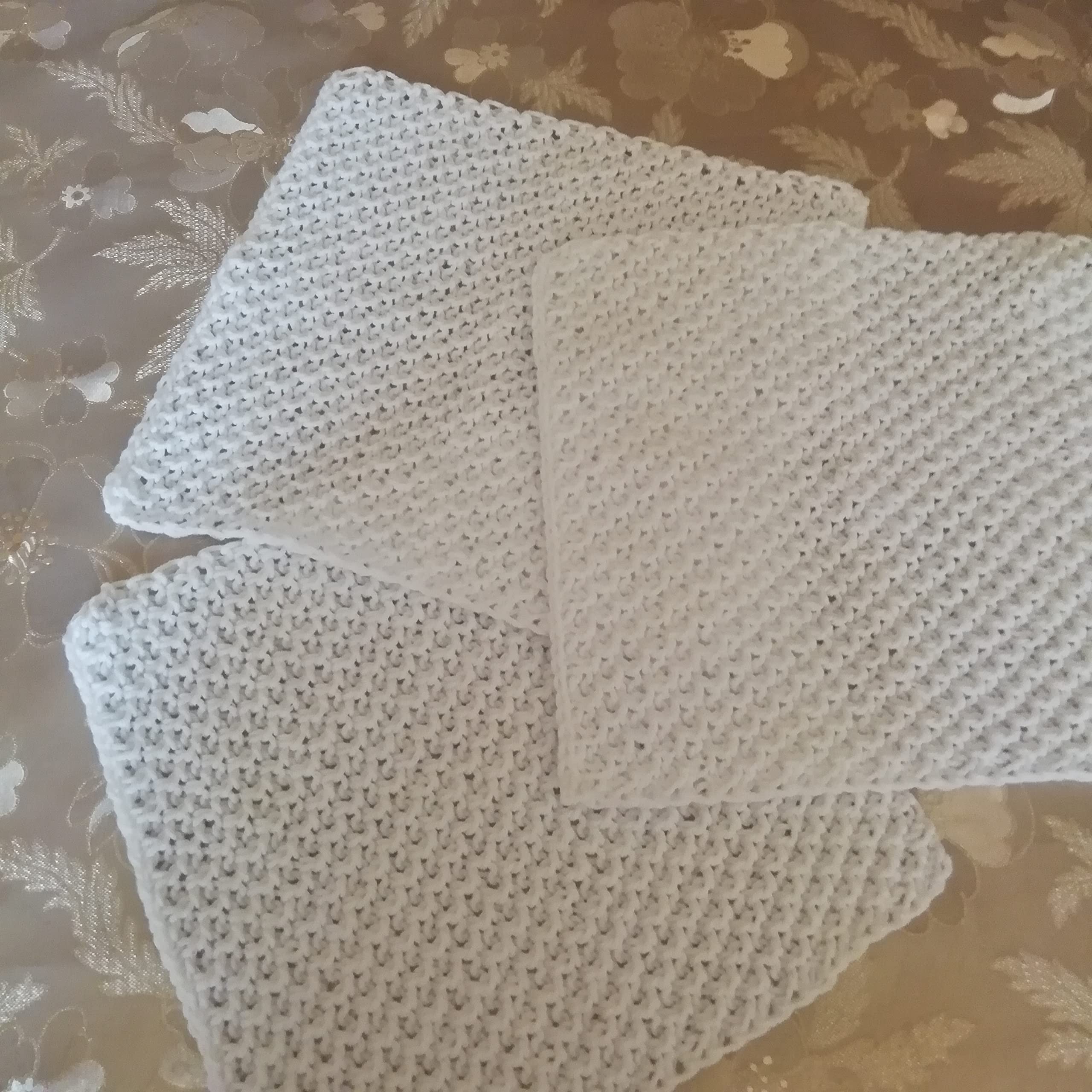 White cotton set 3 dishcloths Knitted reusable washcloths Multifunctional flap Crochet rags Scouring pad Dish sponge