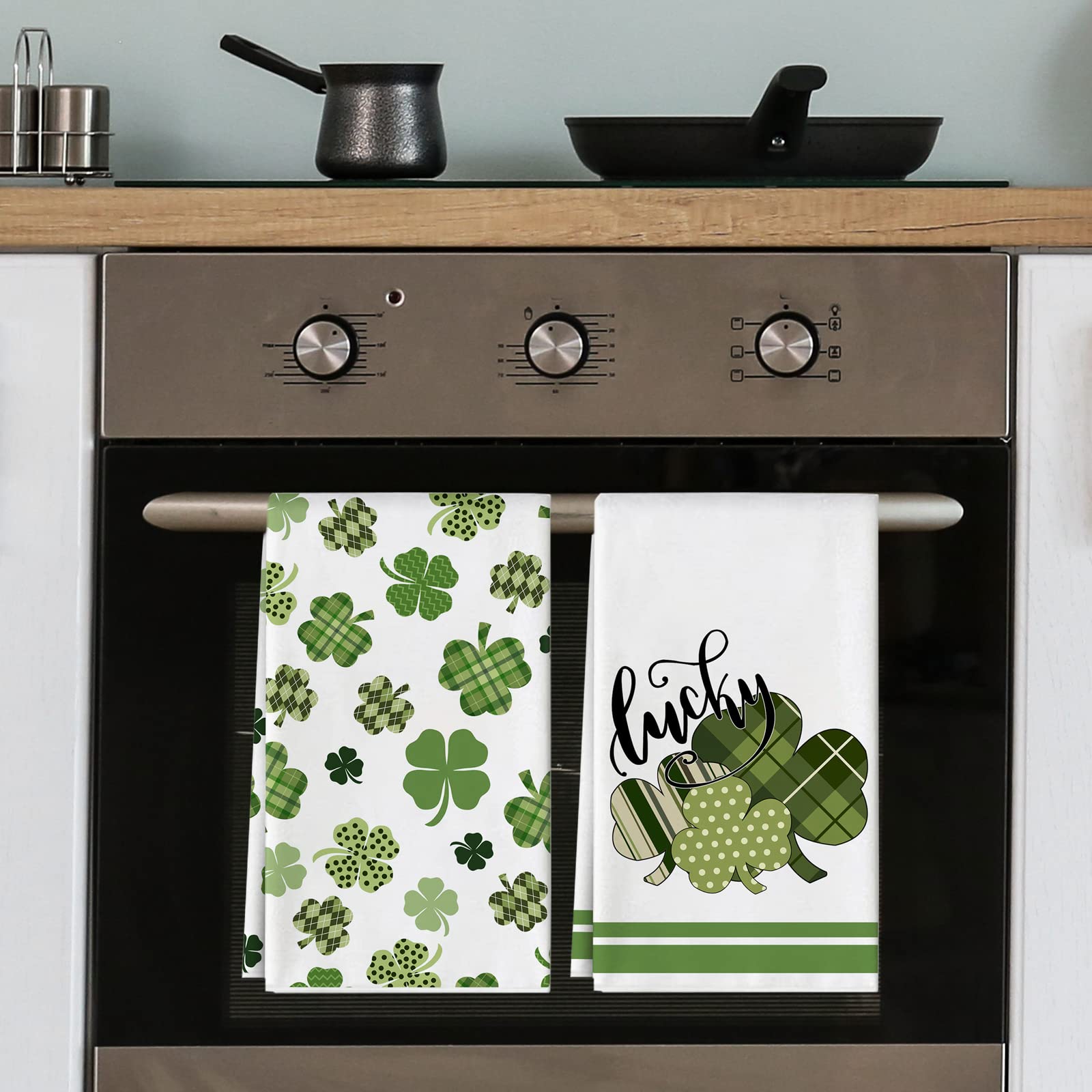 AnyDesign St. Patrick's Day Shamrock Kitchen Towel Green Check Plaids Clover Dish Towel 18 x 28 Inch Lucky Green Hand Drying Tea Towel for Irish Holiday Cooking Baking Cleaning Wipes, Set of 2