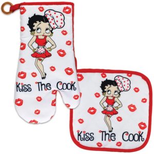 collections etc kiss the cook kitchen pot holder oven mitt set