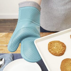 Town & Country Living Silicone Oven Mitts, 500 Degree Heat Resistant, Machine Washable, 2-Pack, Textured Teal