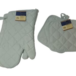 Home Collection Quilted Oven Mitts and Potholder Set Sage Green 4 Piece, Oven Mitts: 7 in x 13 in, Potholders: 7 in x 7 in