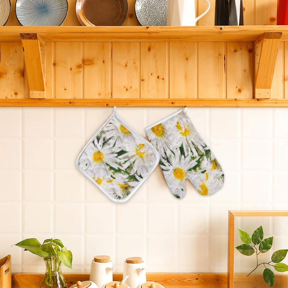 Set of Oven Mitt and Pot Holder, Spring Daisy Flower Kitchen Mittens Heat Resistance Non-Slip Surface for Kitchen BBQ Cooking Baking Grilling, White Yellow