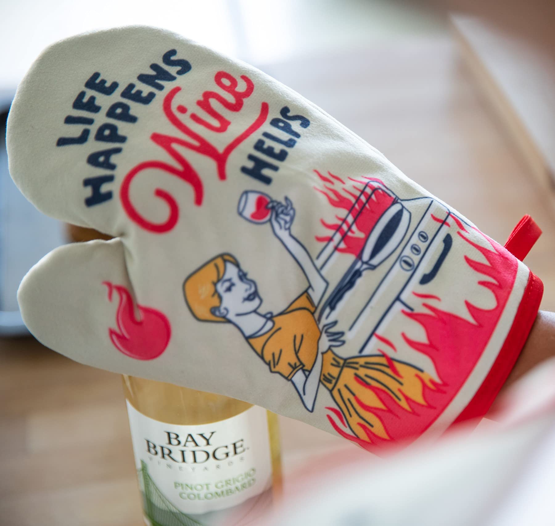 Life Happens Wine Helps Funny Cooking Drinking Wine Lover Kitchen Accessories Funny Graphic Kitchenwear Funny Wine Novelty Cookware Multi Oven Mitt