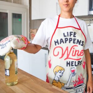 Life Happens Wine Helps Funny Cooking Drinking Wine Lover Kitchen Accessories Funny Graphic Kitchenwear Funny Wine Novelty Cookware Multi Oven Mitt