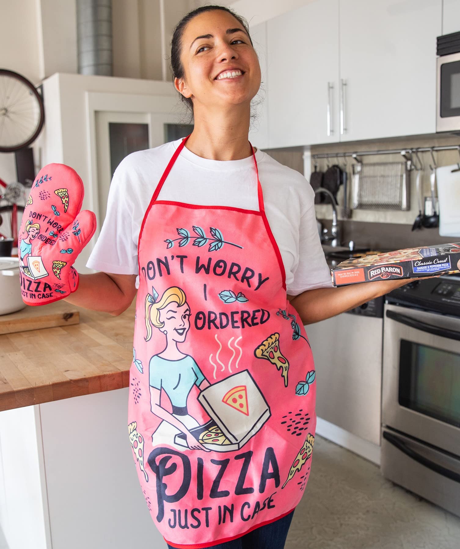 Don't Worry I Ordered Pizza Just in Case Funny Cooking Humor Graphic Novelty Kitchen Accessories Funny Graphic Kitchenwear Funny Food Novelty Cookware Red Oven Mitt