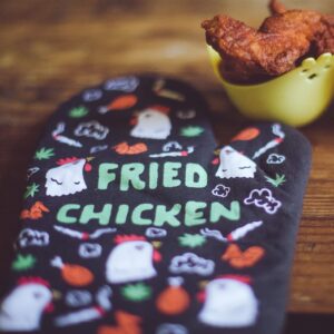 Fried Chicken Oven Mitt Funny 420 Pot Weed Marijuana High Chef Cooking Glove Funny Graphic Kitchenwear 420 Funny Animal Novelty Cookware Black Oven Mitt