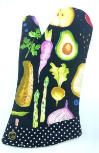 mackenzie-childs radish & root oven mitt