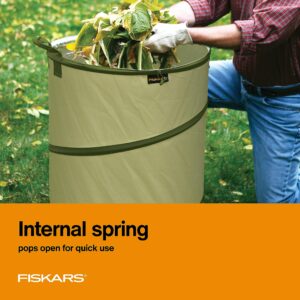 Fiskars 394050-1004 Kangaroo Collapsible Container Gardening Bag, 30 Gallon