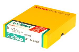 kodak 843 8202 400 tmax professional iso 400, 4x5 (50 sheets) black and white film (yellow)