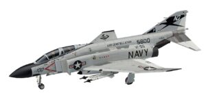 has07206 1:48 hasegawa f-4j phantom ii 'showtime 100' [model buikding kit]