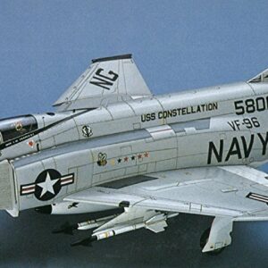 HAS07206 1:48 Hasegawa F-4J Phantom II 'Showtime 100' [MODEL BUIKDING KIT]