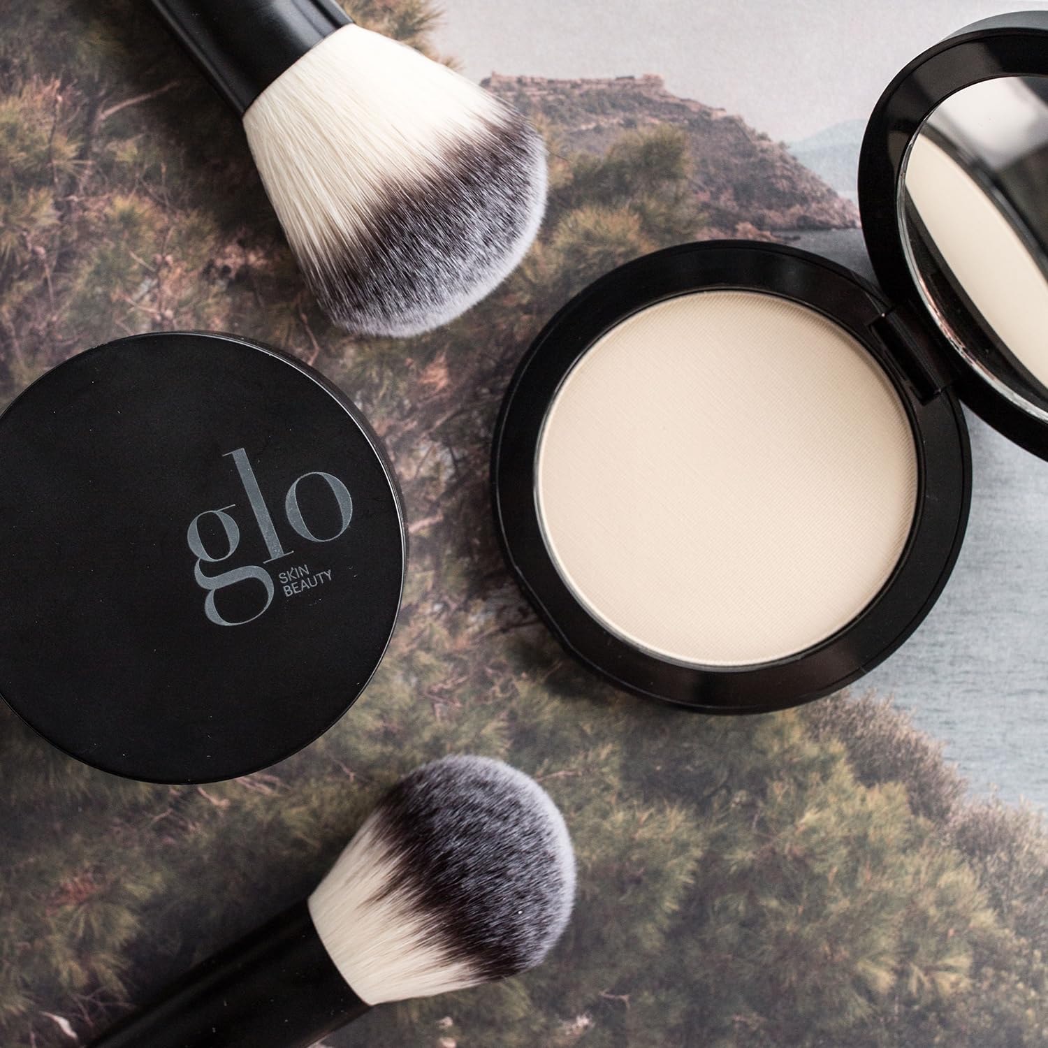 Glo Skin Beauty Perfecting Powder | Translucent Mineral Setting Powder To Eliminate Shine and Maintain a Matte Finish