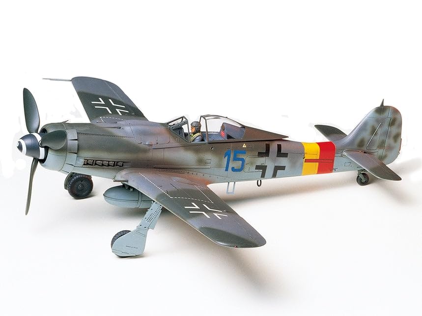 Tamiya 300061041-1:48 WWII The German Focke Wulf, Fw190 D-9