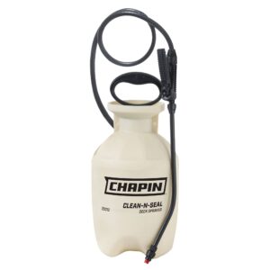 chapin international 25010 1-gallon clean 'n seal poly deck sprayer for deck cleaners and transparent stains and sealers, 1-gallon (1 sprayer/package)