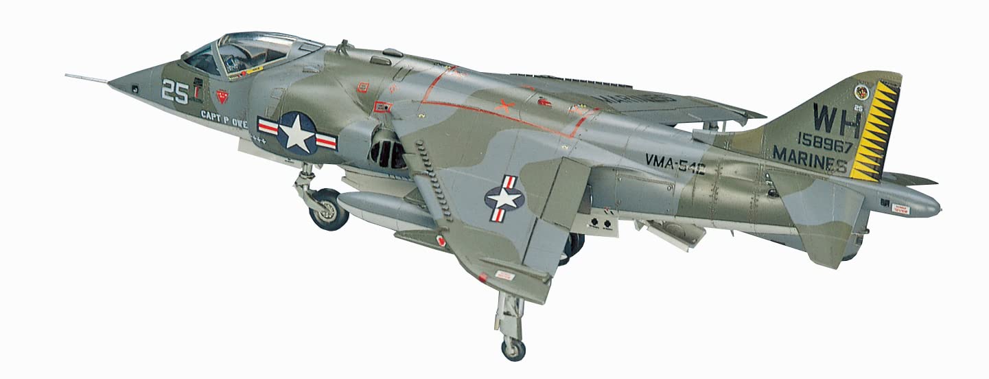 Hasegawa 1:72 Scale AV-8A Harrier Model Kit