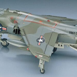 Hasegawa 1:72 Scale AV-8A Harrier Model Kit