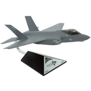 toys and models mastercraft collection f-35c jsf/usn model scale:1/48, gray