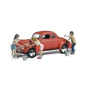 suds & shine 1940's ford coupe w/figures washing car n scale woodland