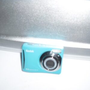 Kodak EasyShare C140 8.2MP 3x Optical/5x Digital Zoom HD Camera (Green)