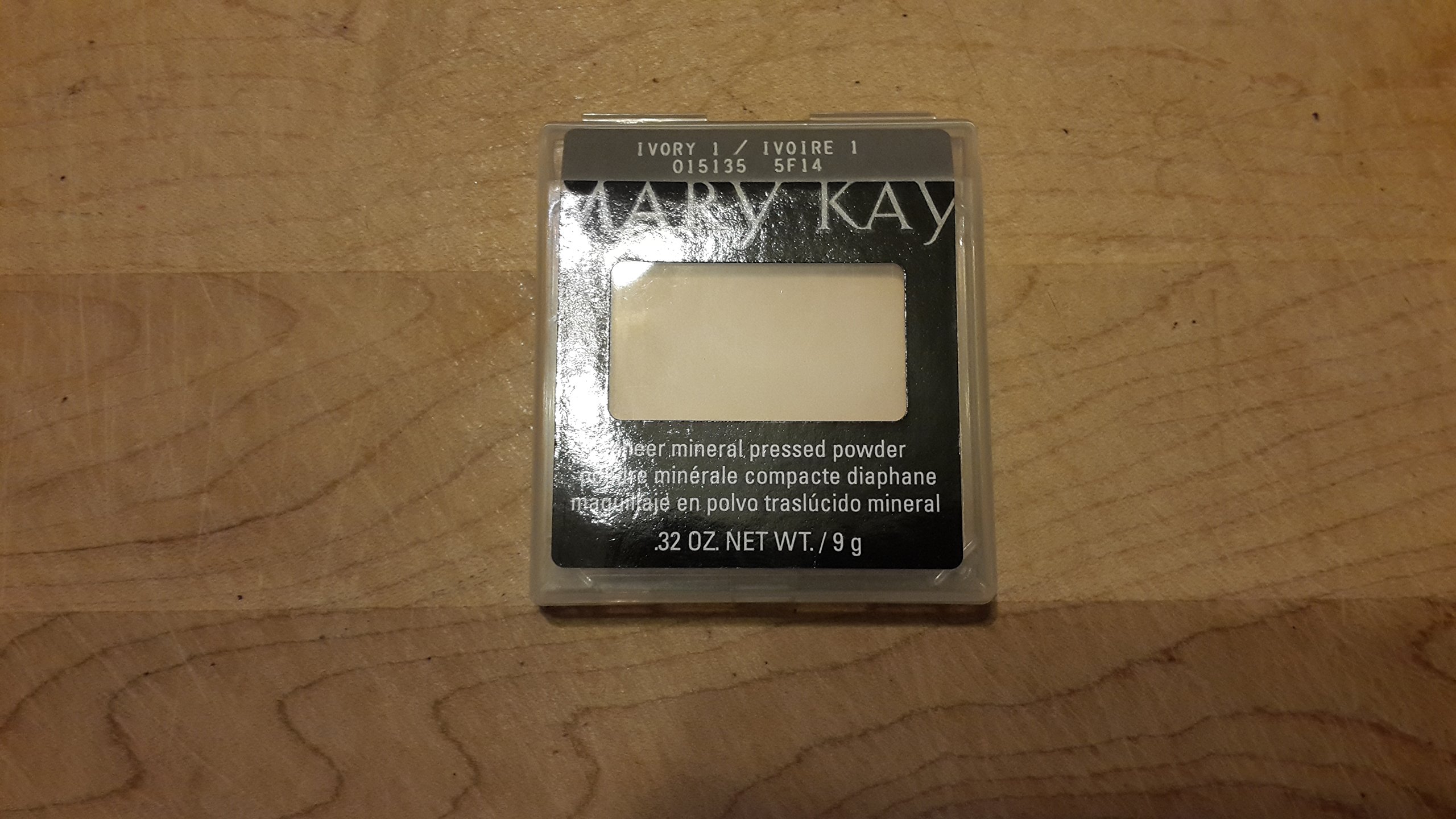 Mary Kay Sheer Mineral Pressed Powder ~Ivory 1