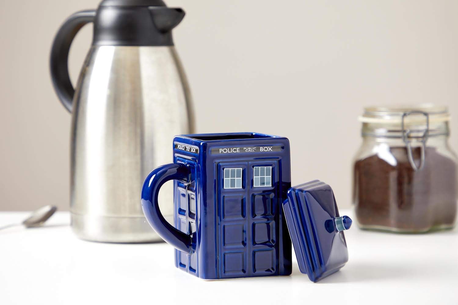 Doctor Who Tardis Mug | Official Ceramic Coffee Mug With Lid | 17 Oz.