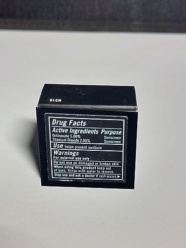 MAC Studio Finish Concealer SPF35 - NC15