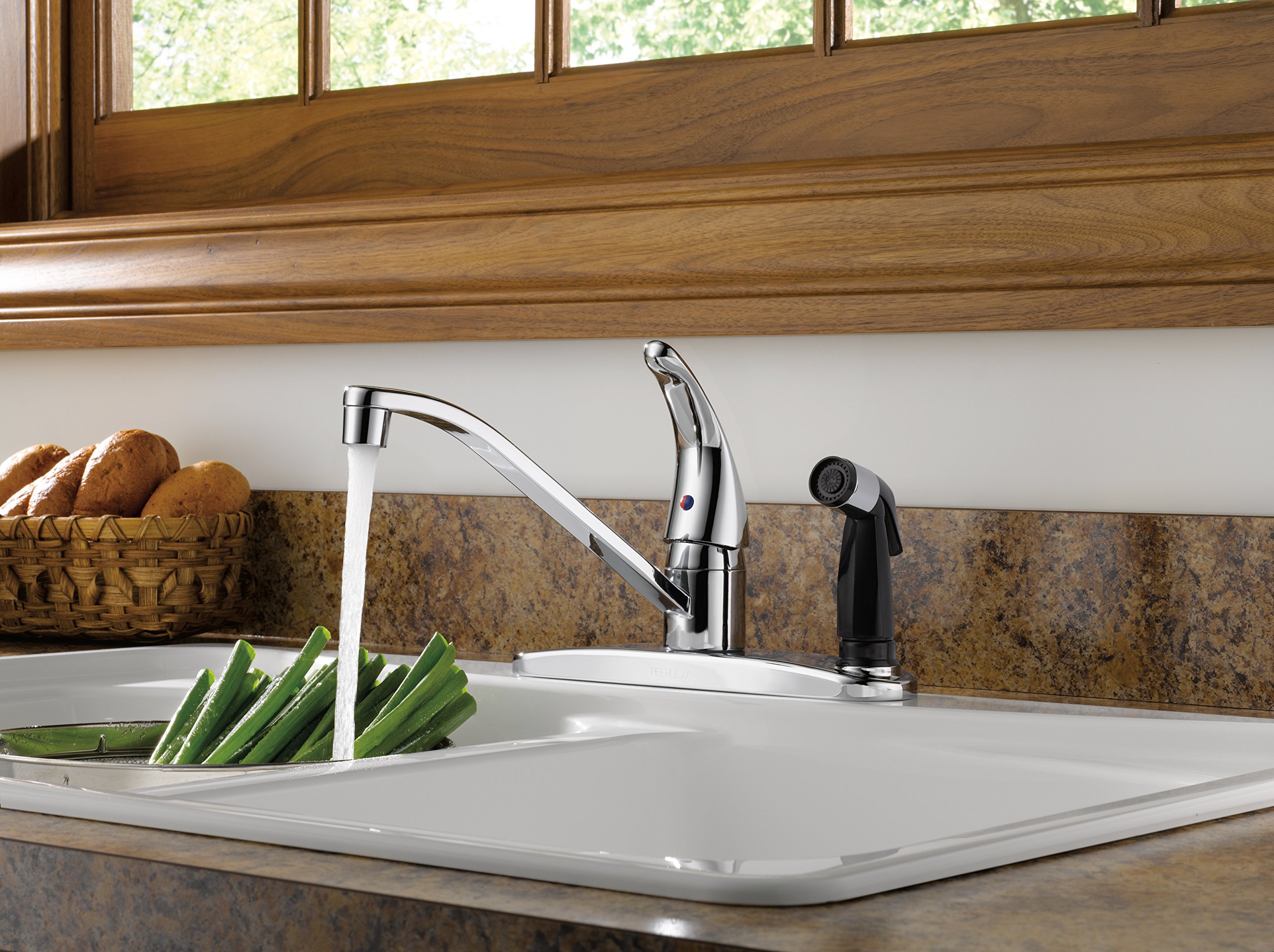 Peerless Single-Handle Kitchen Sink Faucet with Integrated Side Sprayer, Chrome P114LF