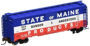 bachmann industries inc. aar 40' steel box car bangor and aroostook - n scale, red, white and blue