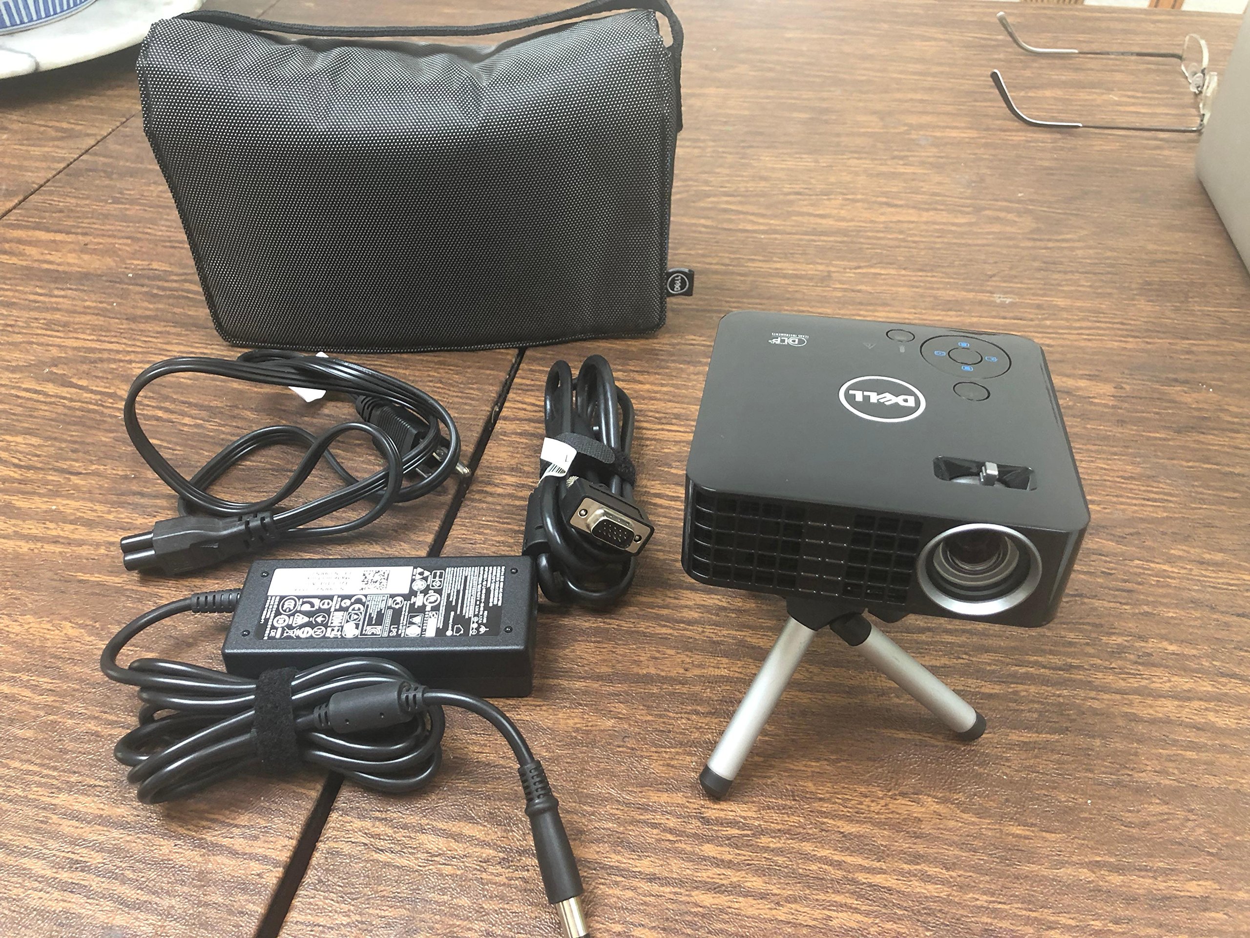 Dell M110 Ultra-Mobile Projector